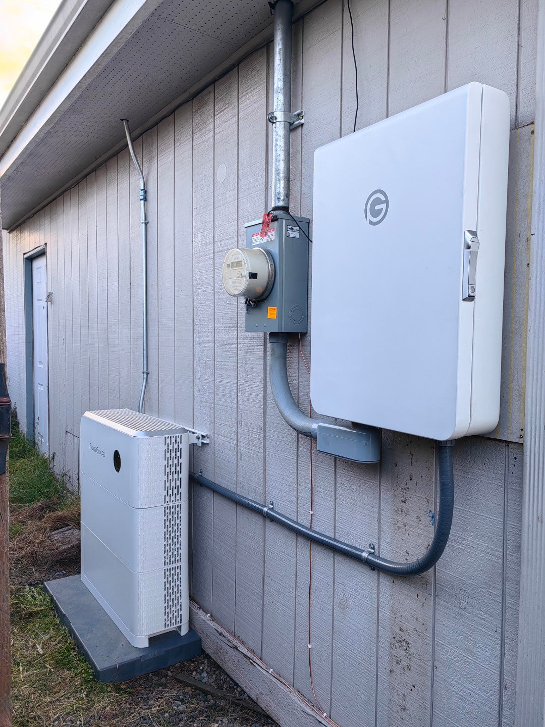 PointGuard Home Energy System ALL-IN-ONE 11.4kW Hybrid Controller | 11 ...